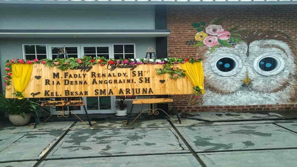 Papan Bunga Kayu Lebih Unik, Berikut Keunggulan, Ukuran dan Harganya